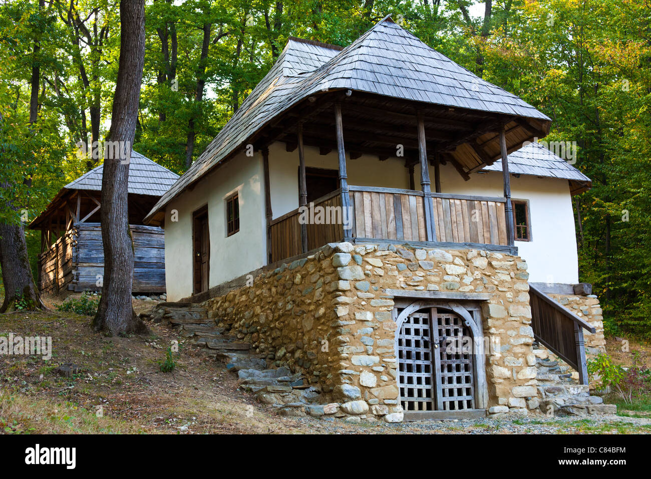 Old traditional Romanian house Stock Photo - Alamy