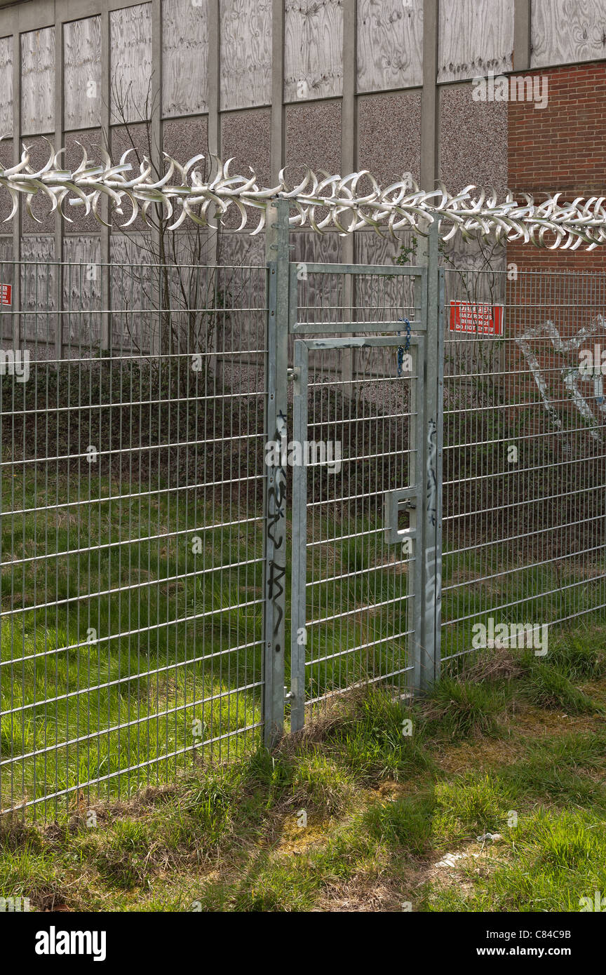 Asbestos cladding hi-res stock photography and images - Alamy