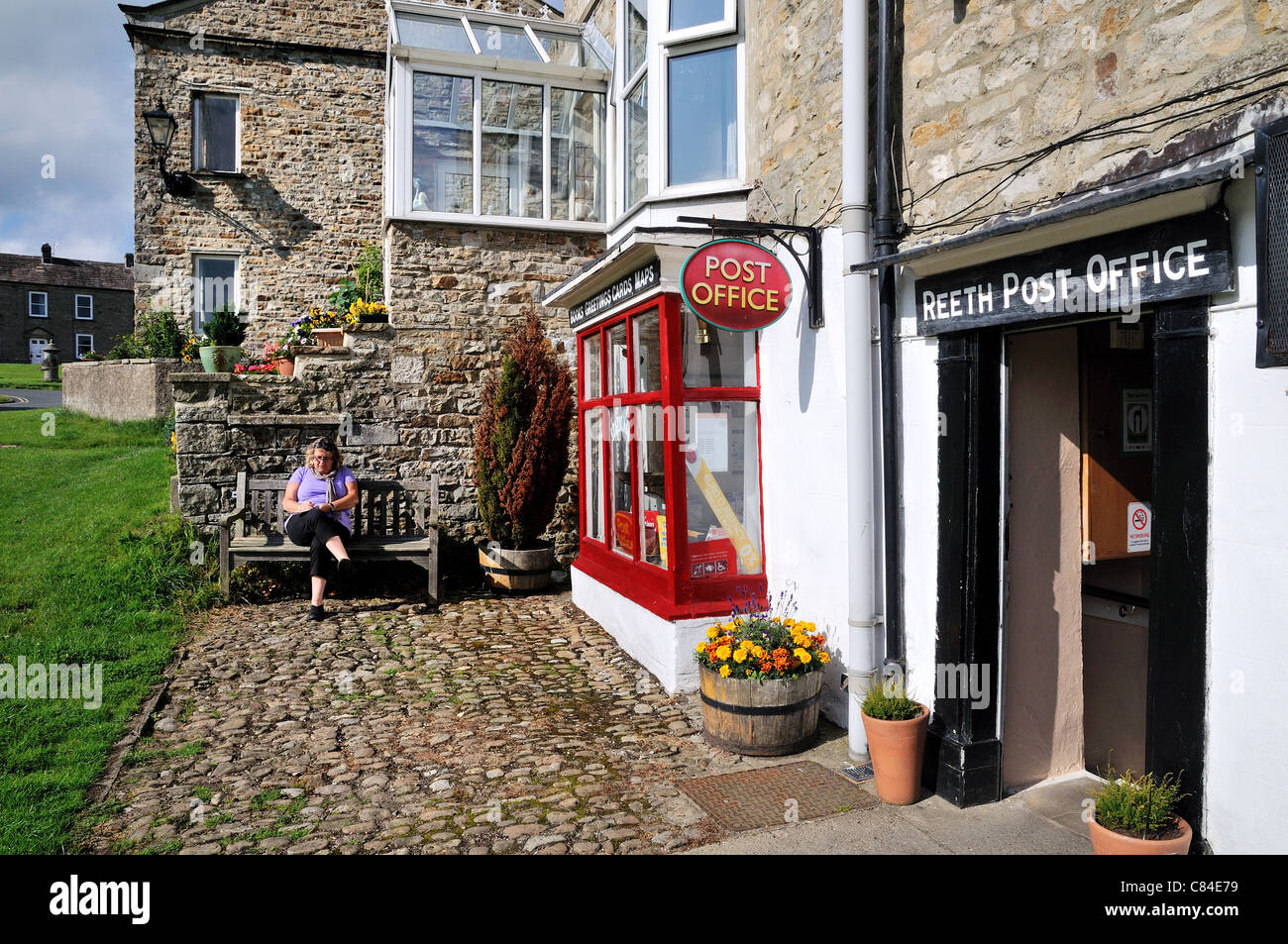Village post office hi-res stock photography and images - Alamy