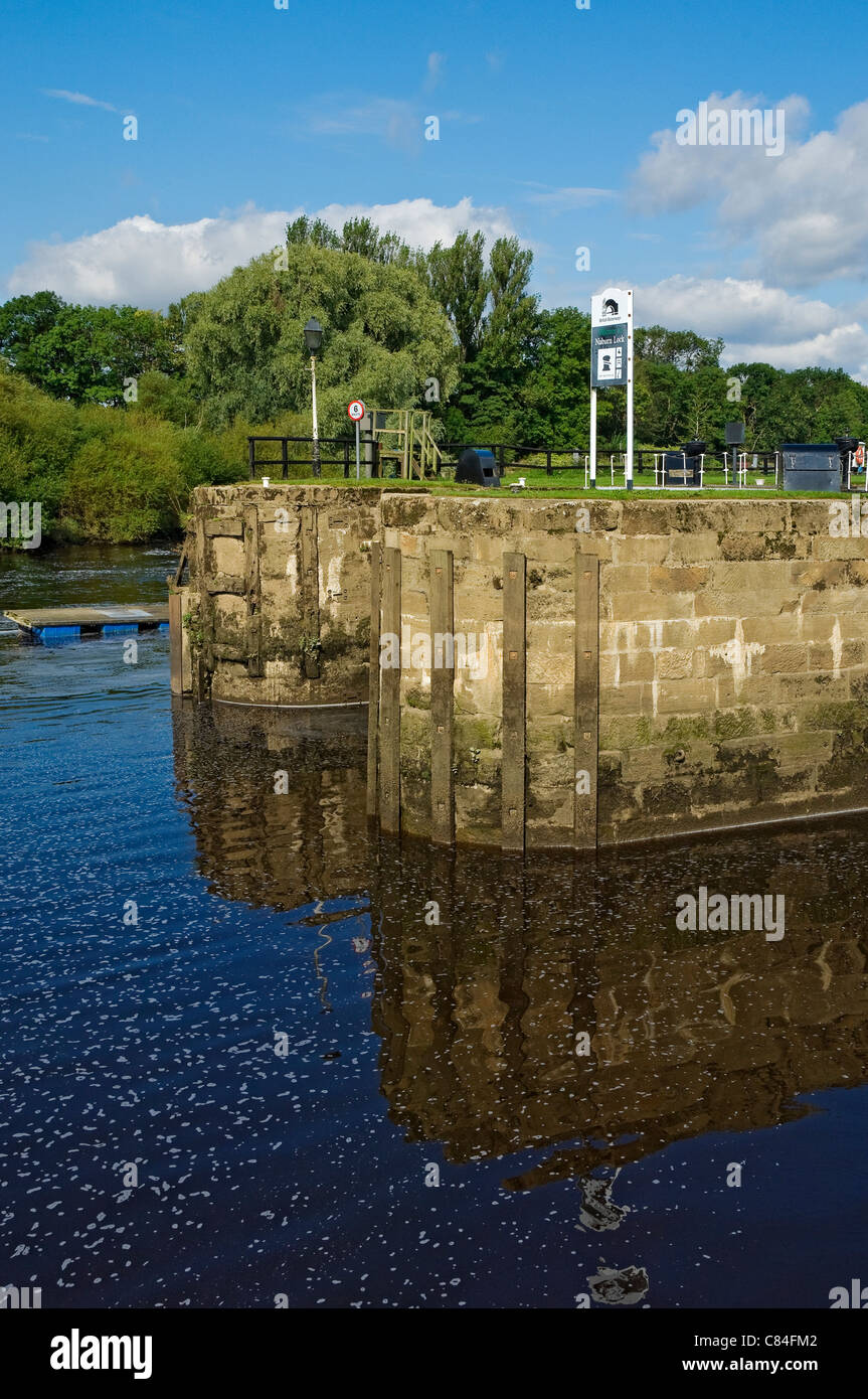 Naburn Lock Locks in summer on River Ouse near York North Yorkshire ...