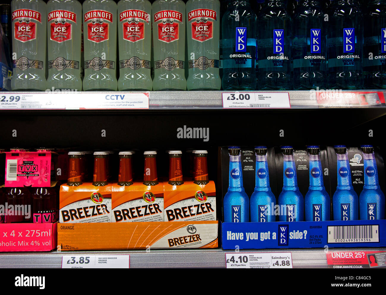 Alcopops hi-res stock photography and images - Alamy