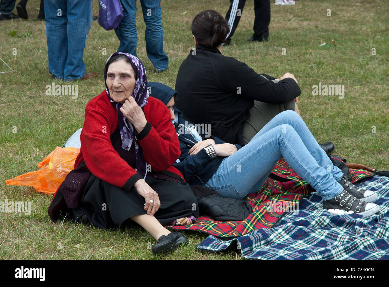 Elderly turkish woman hi-res stock photography and images - Alamy