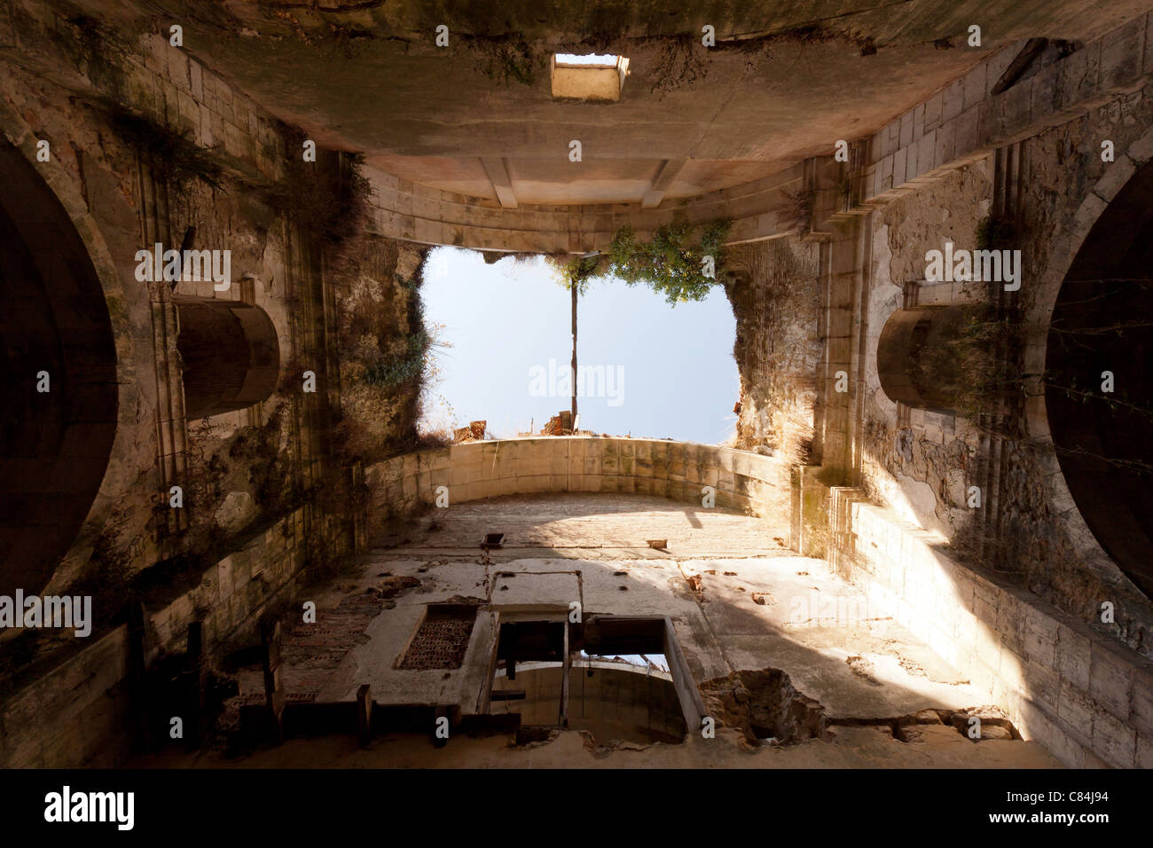 Interior of ruins hi-res stock photography and images - Alamy