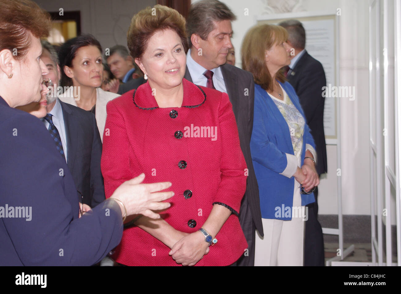 Dilma Rousseff seen the exhibition, Bulgarian roots Dilma Rousseff, in ...