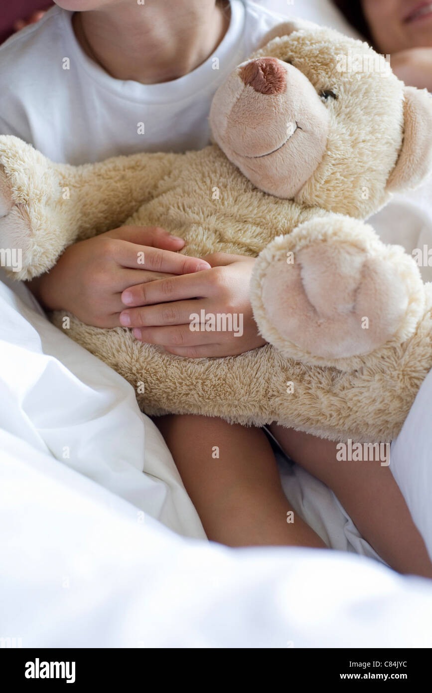 Cuddling teddy bears hi-res stock photography and images - Alamy