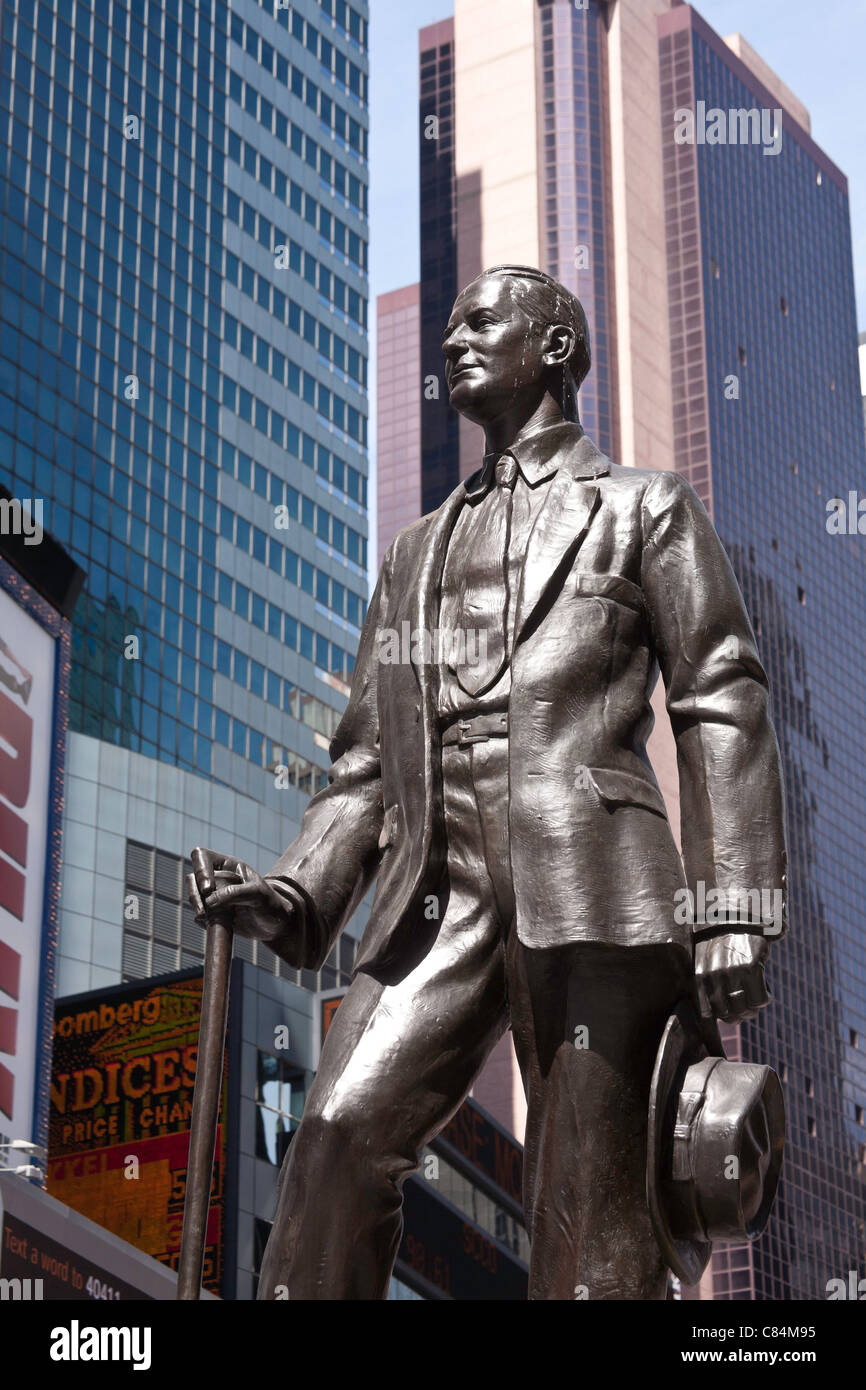 George M. Cohan Statue, Father Duffy Square, NYC Stock Photo - Alamy