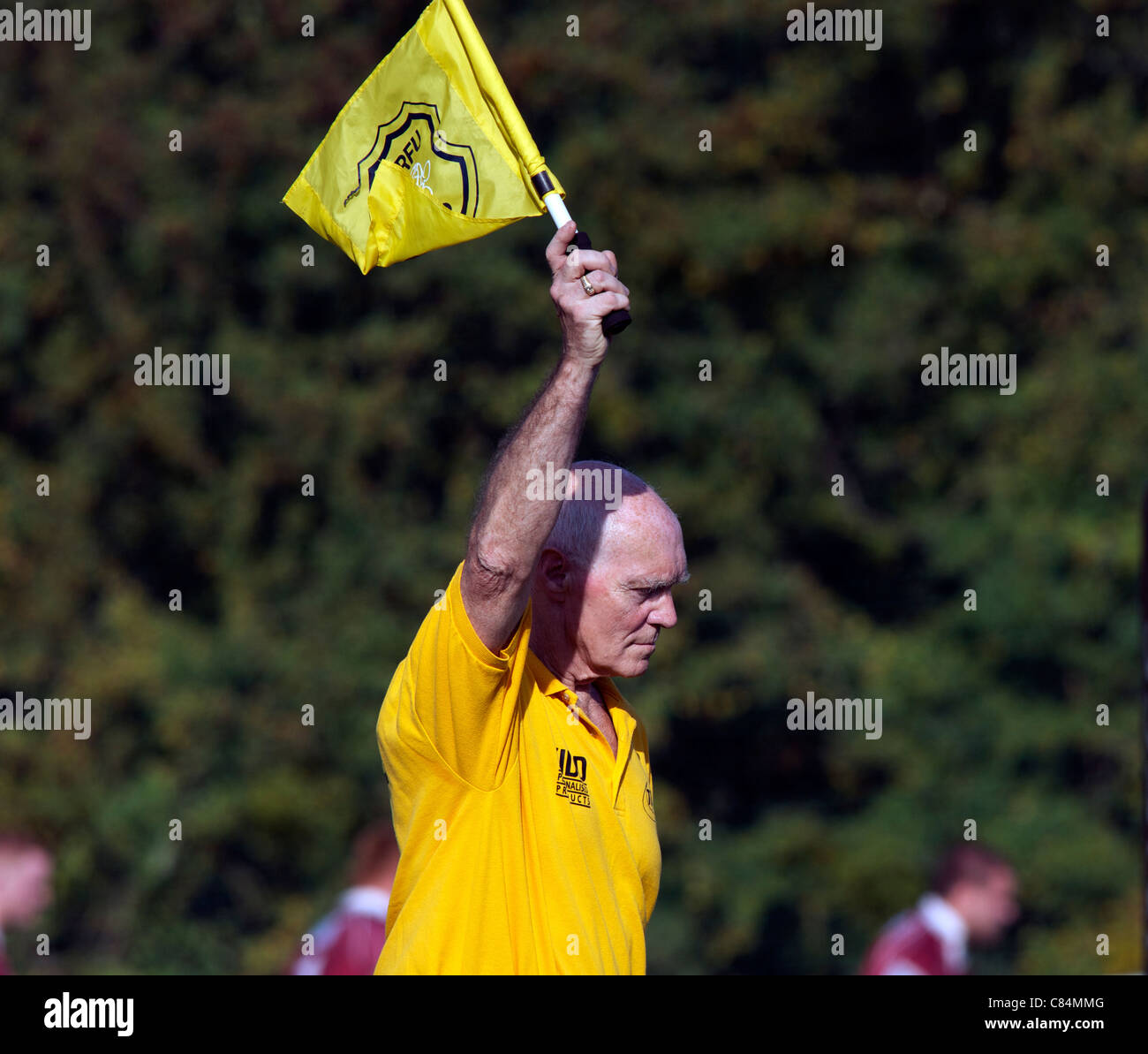 Referee signals rugby hi-res stock photography and images - Alamy