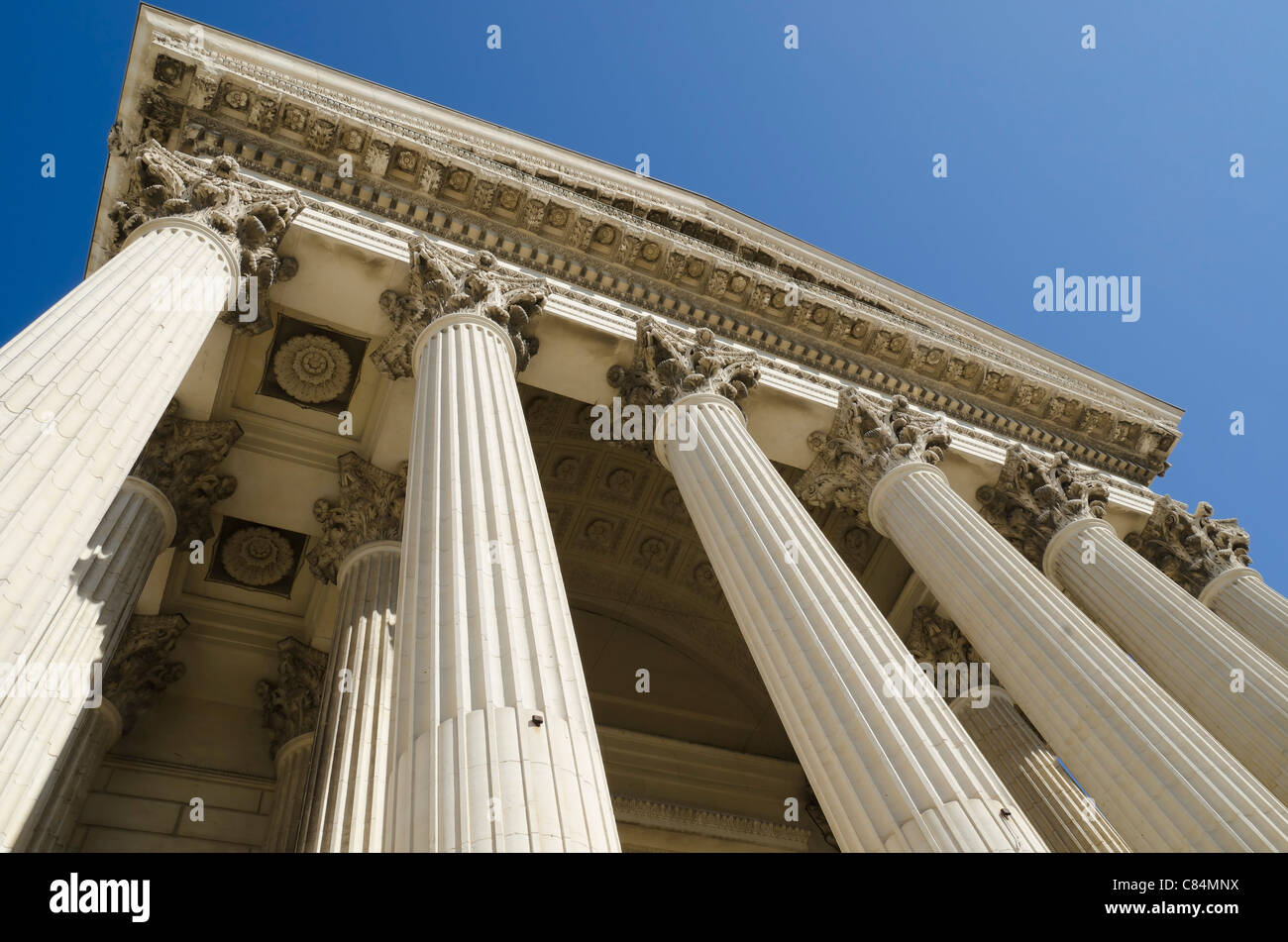 court from below with columns Stock Photo - Alamy