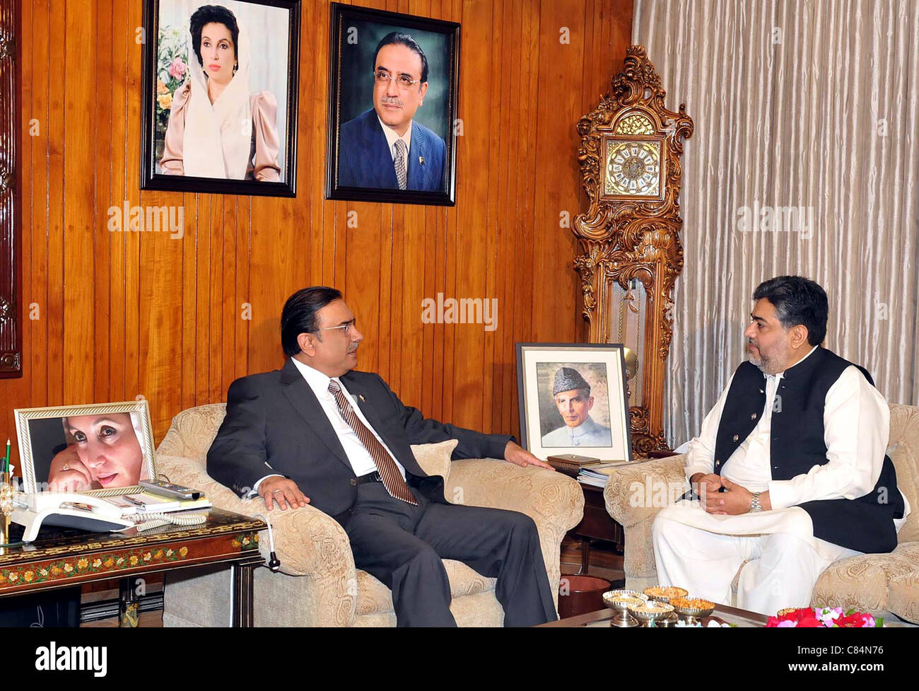 Shah bukhari hi-res stock photography and images - Alamy