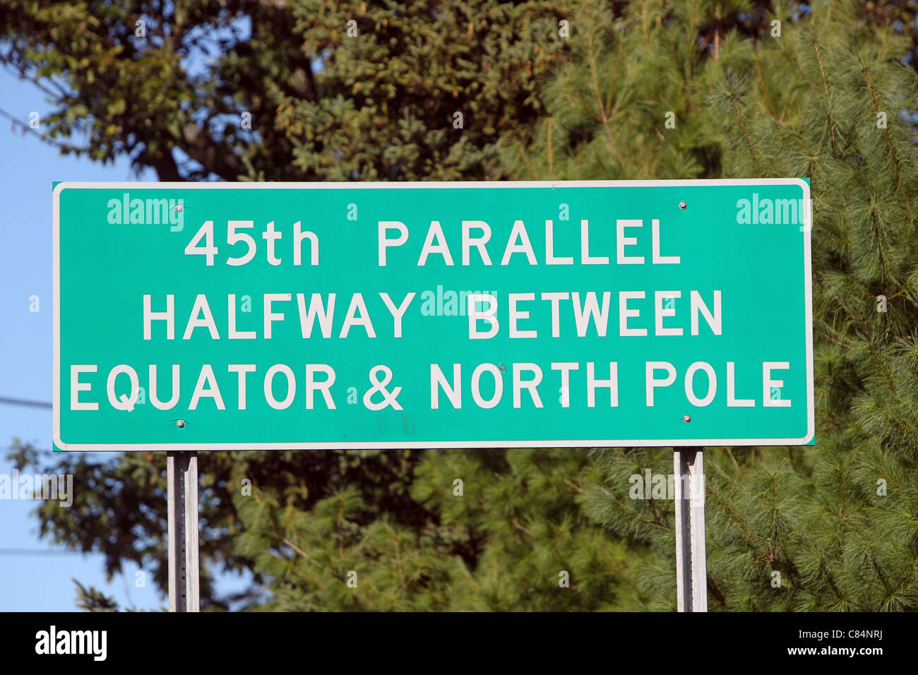 Equator tourism hi-res stock photography and images - Alamy