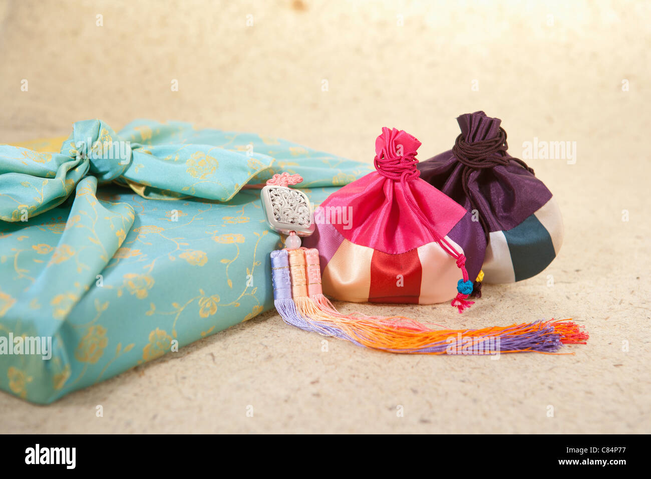 Cloth bags and cloth pocket hi-res stock photography and images - Alamy