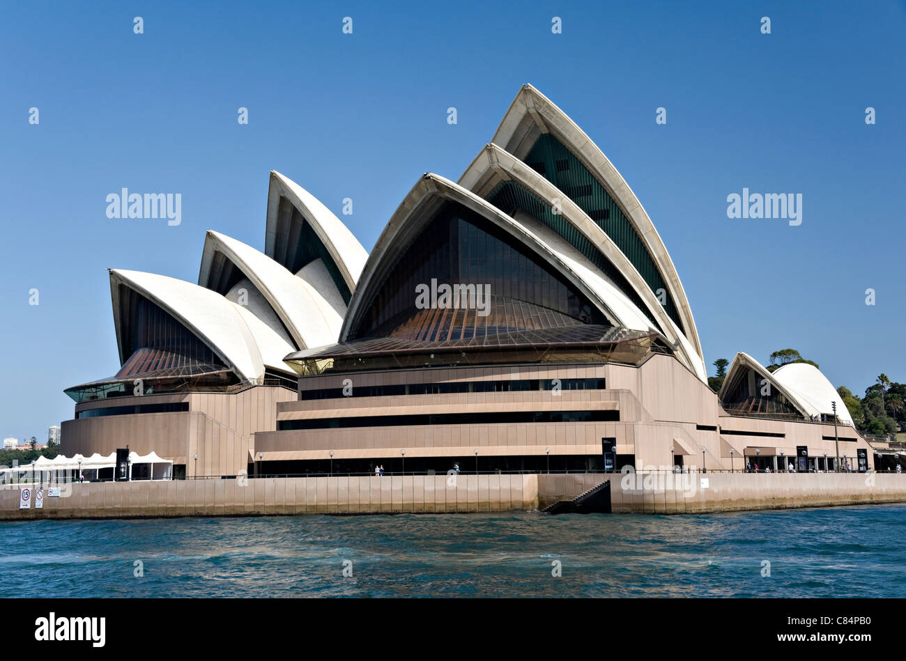 The Beautiful Sydney Opera House Landmark Building on Bennelong Point ...