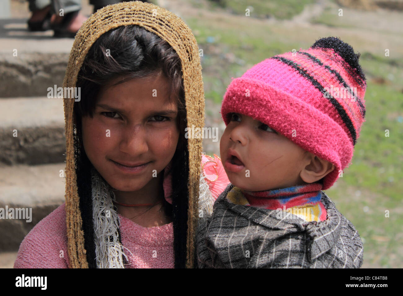 indian gypsy girl with baby Stock Photo - Alamy