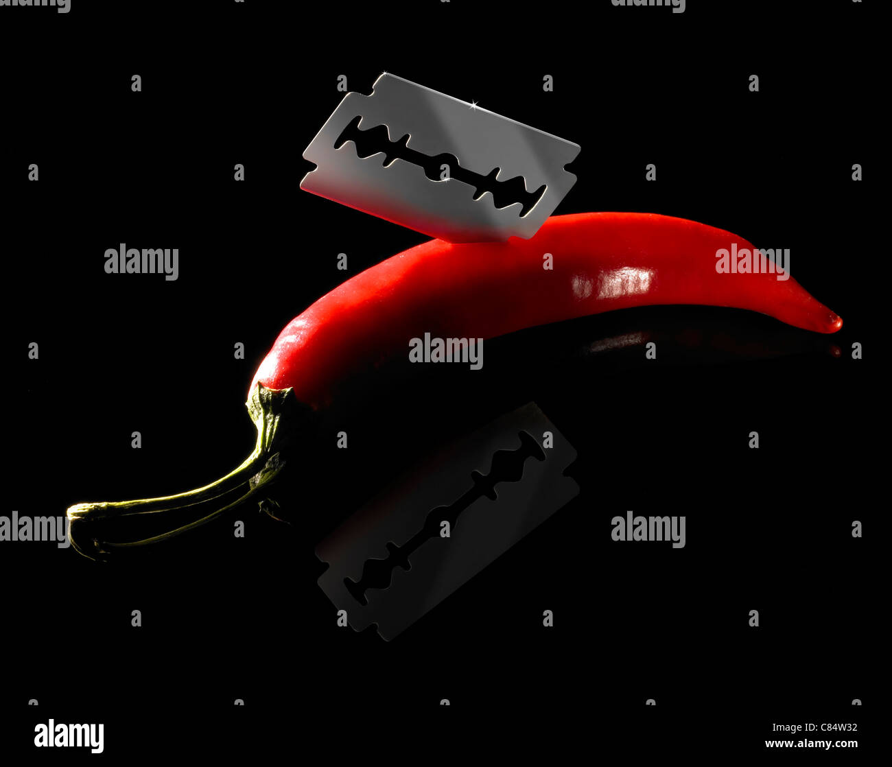 Hot razor hi-res stock photography and images - Alamy