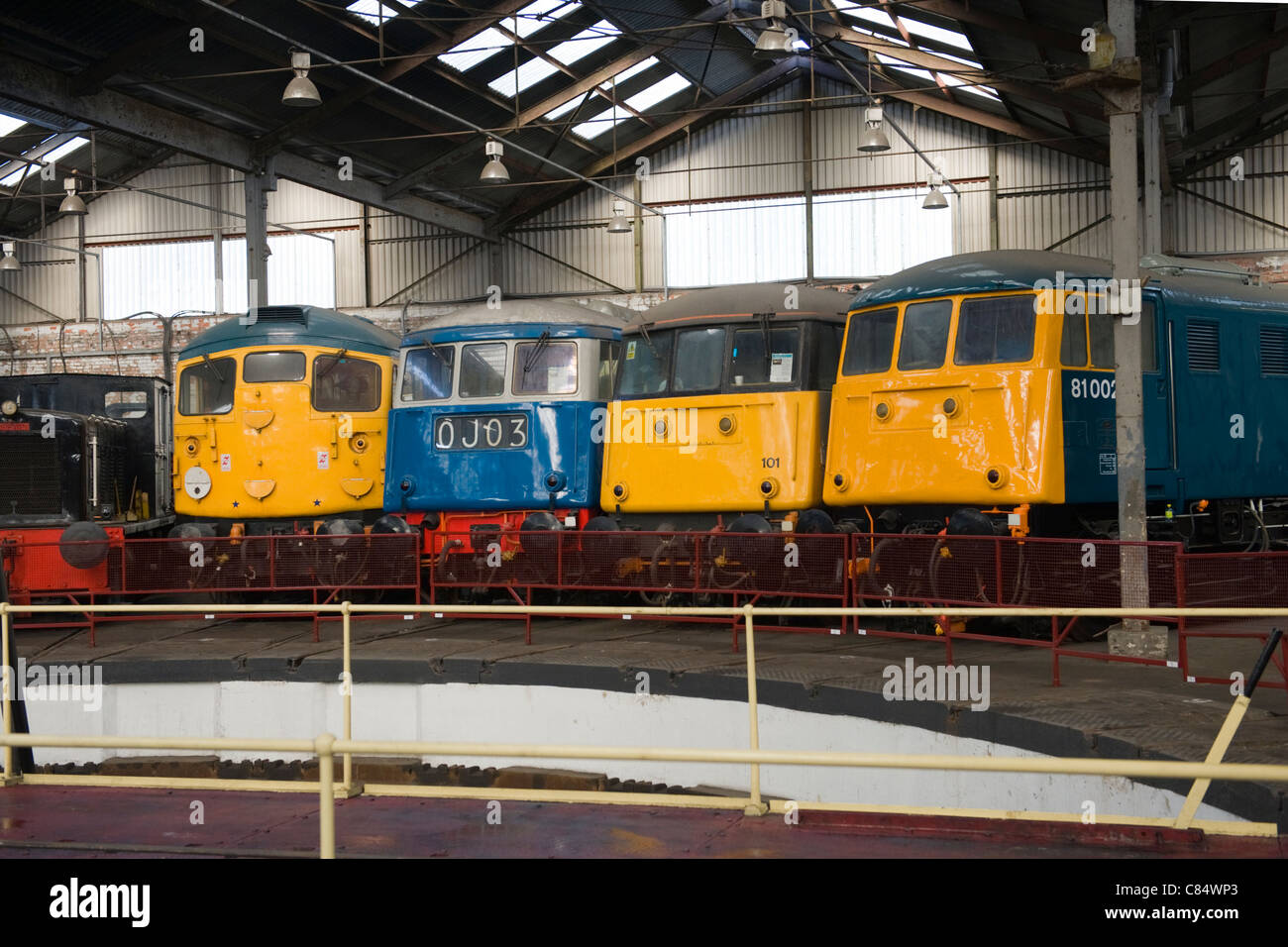 English electric locomotives hi-res stock photography and images - Alamy