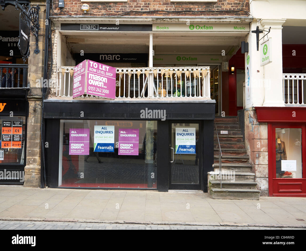 Closed down shop in the city centre of Chester Cheshire UK Stock Photo ...
