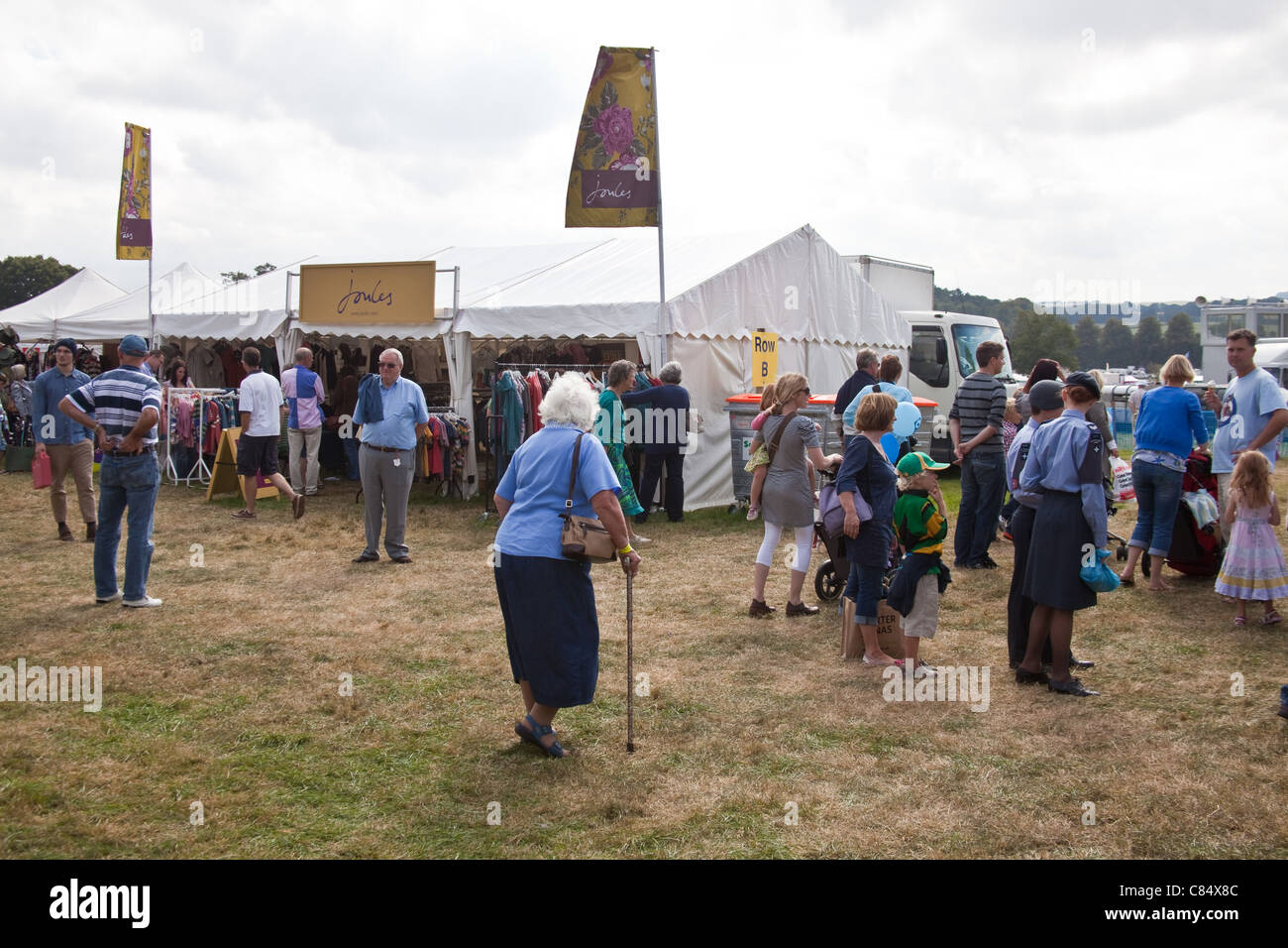 Jules store at the alresford show hi-res stock photography and images ...