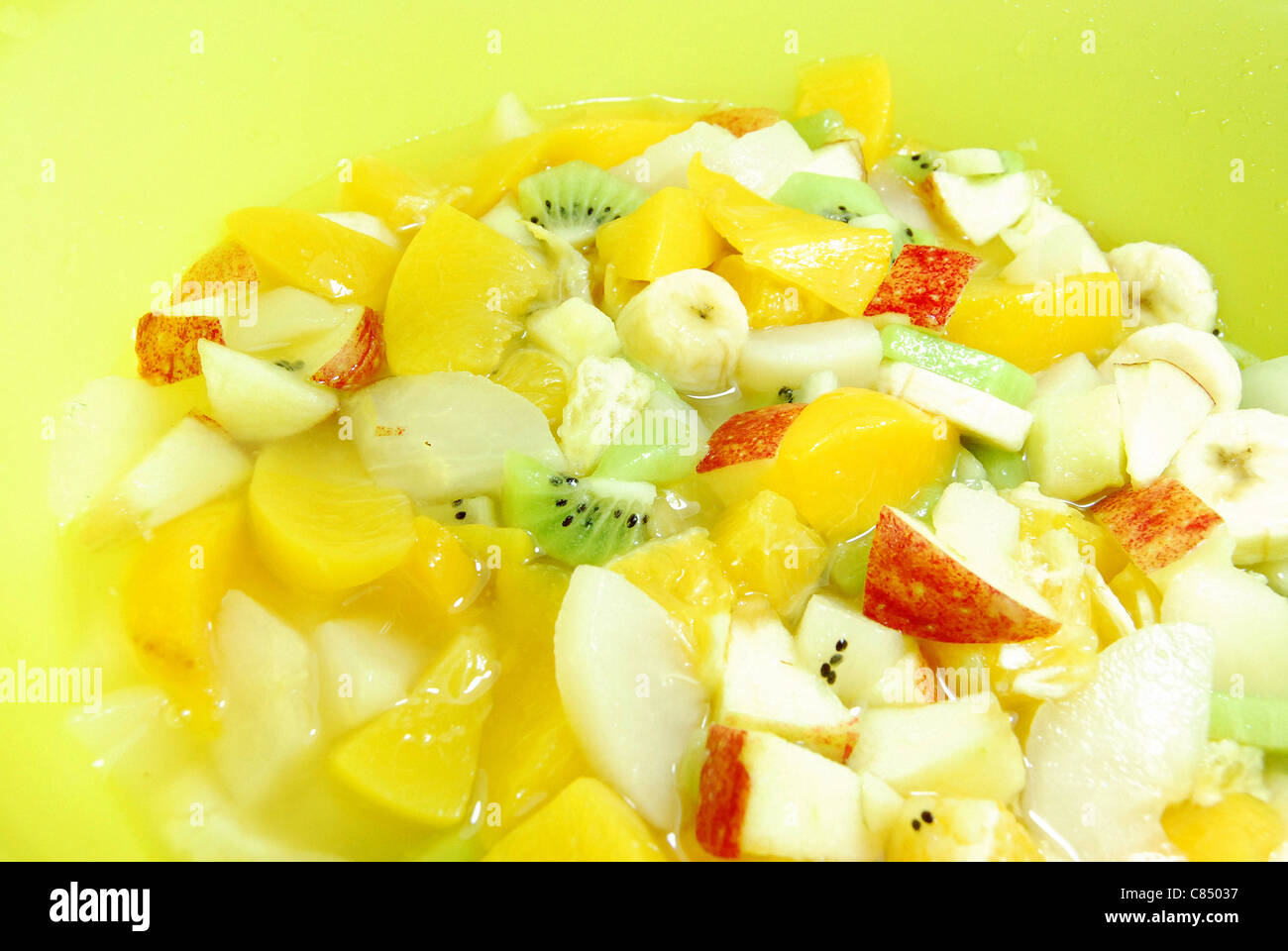 Fruit cocktail tin hi-res stock photography and images - Alamy