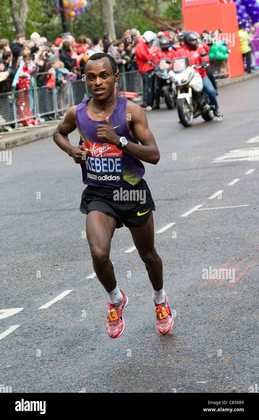 Running racing marathon hi-res stock photography and images - Alamy