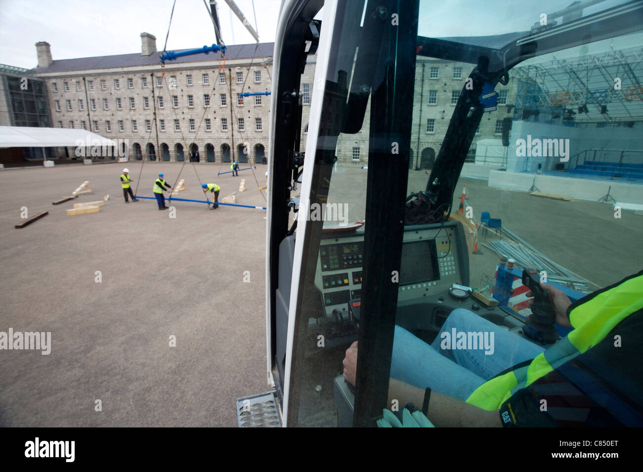 Crane cockpit hi-res stock photography and images - Alamy