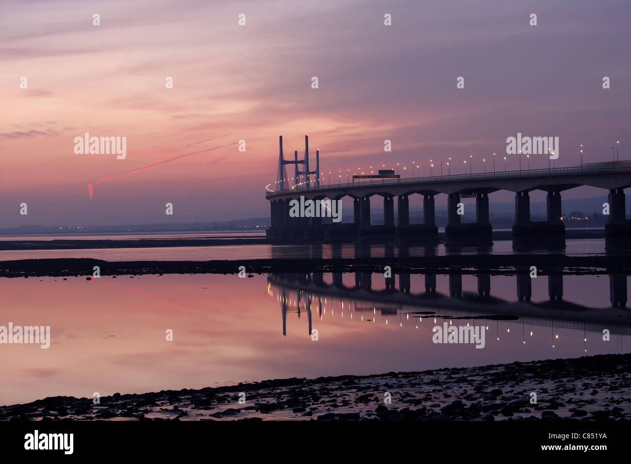 The new Severn Bridge Stock Photo - Alamy