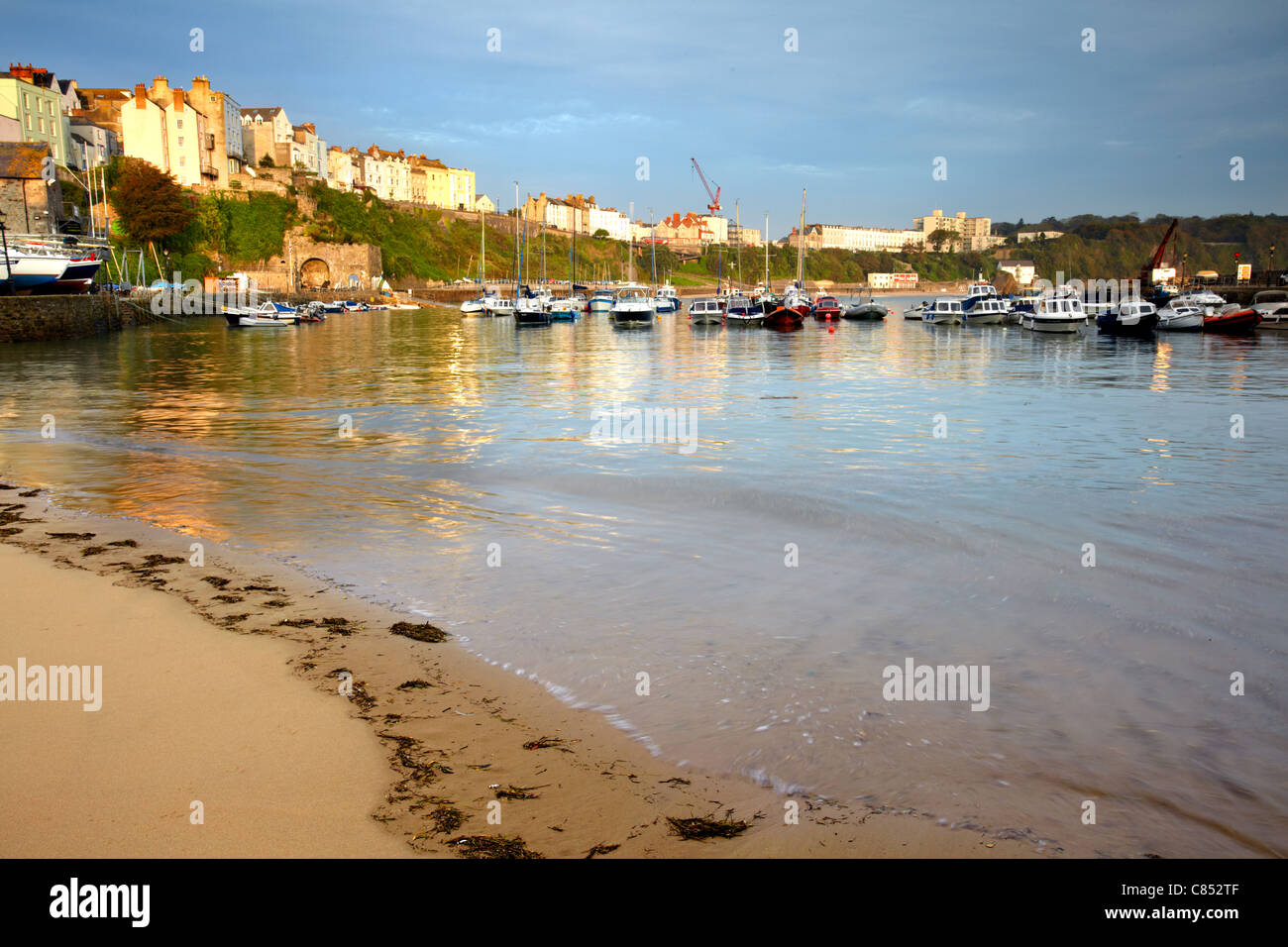 Tenby quay hi-res stock photography and images - Alamy