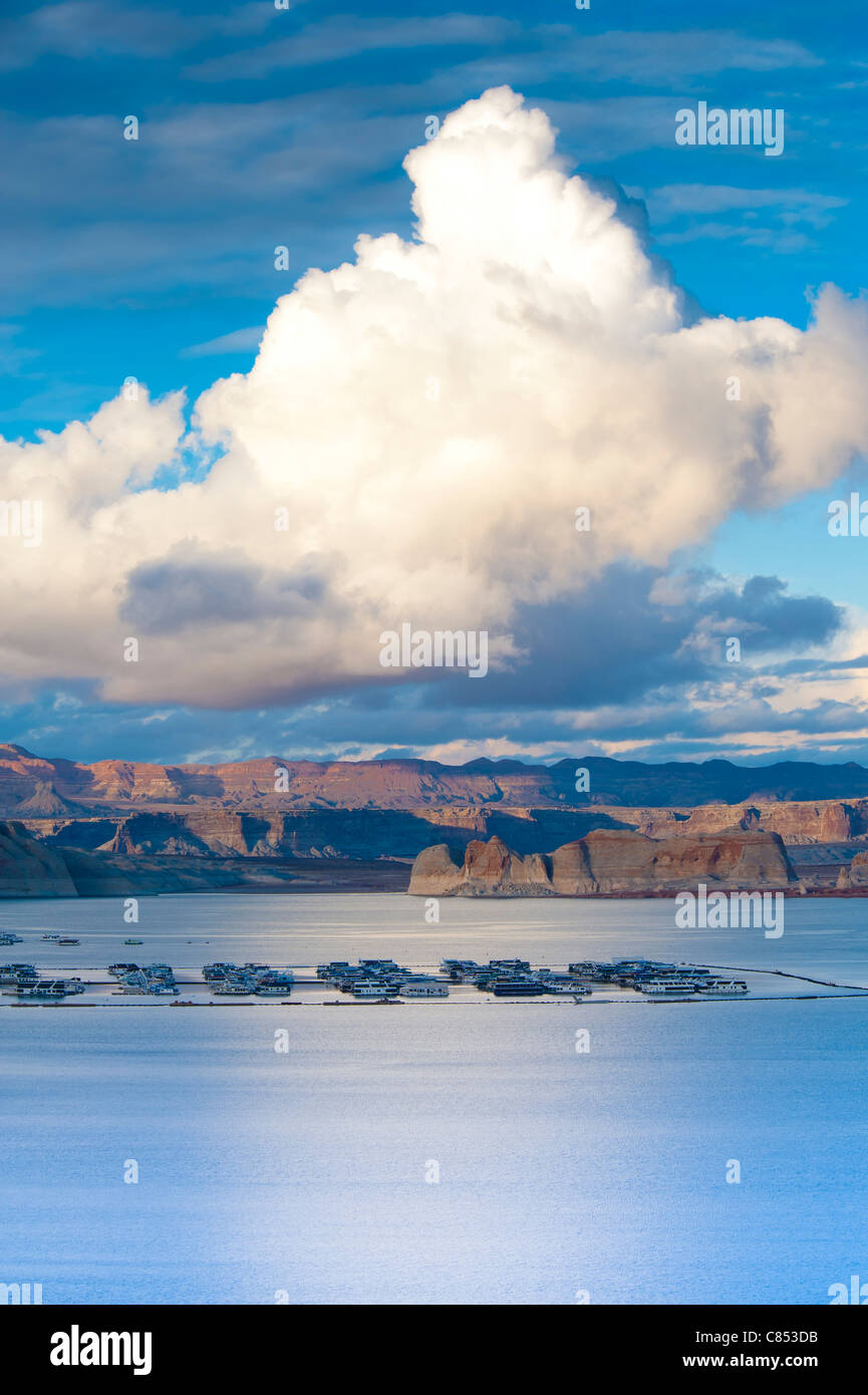 Storm clouds over Lake Powell. Marina. Winter time Stock Photo - Alamy