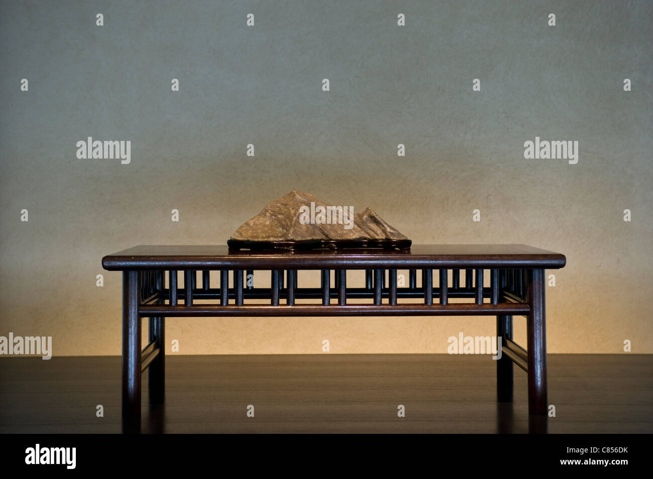 Suiseki hi-res stock photography and images - Alamy