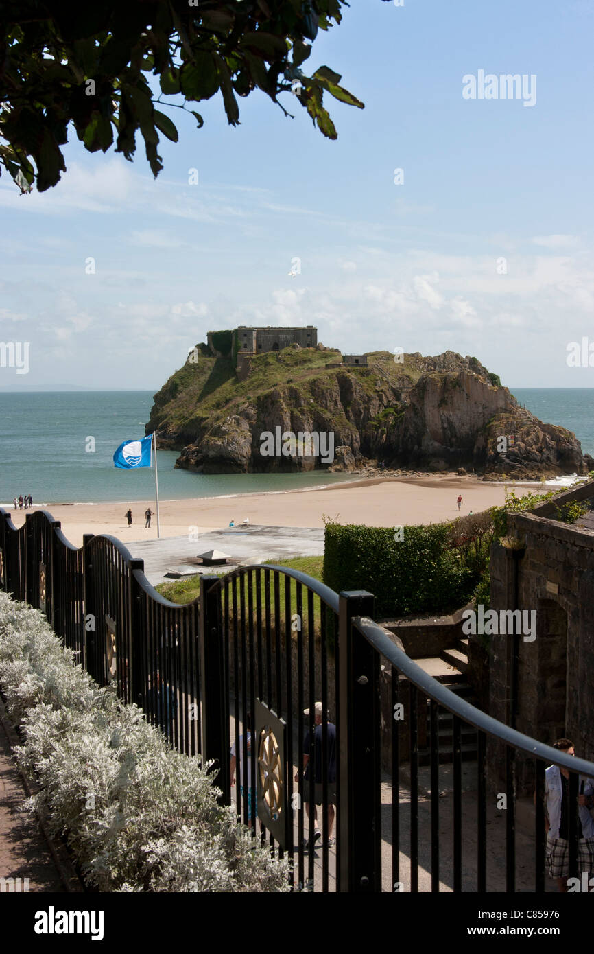 View of St Catherine's Island (Tenby Fort), Tenby, Pembrokeshire, West ...