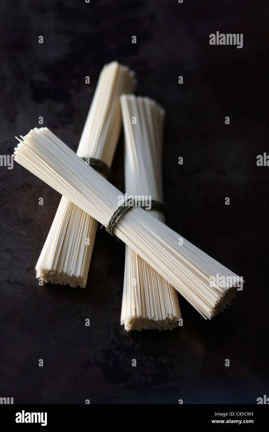 Dried Soba Noodles Stock Photo - Alamy