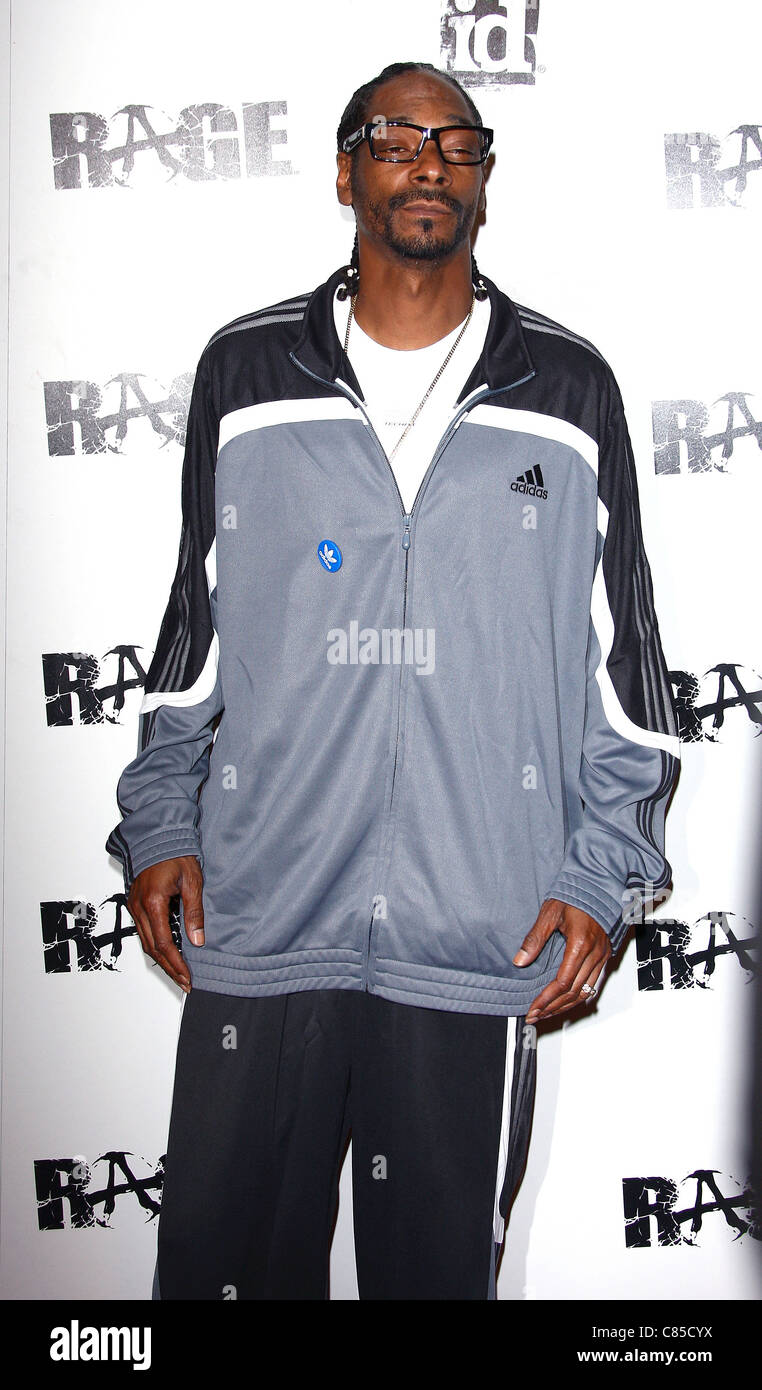 SNOOP DOGG RAGE. VIDEO GAME LAUNCH LOS ANGELES CALIFORNIA USA 01 ...