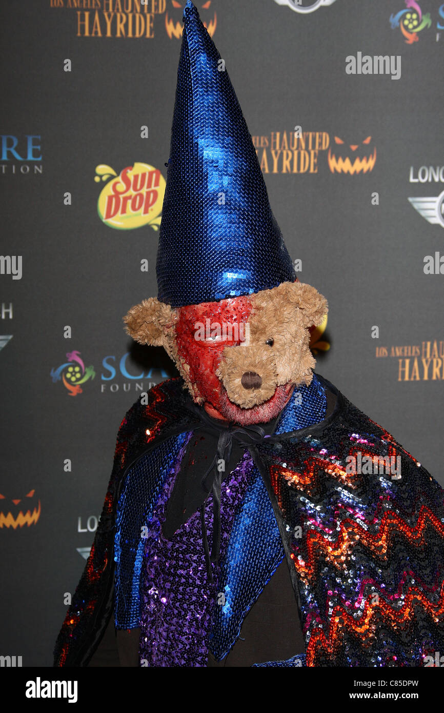 HALF TEDDY BEAR HORROR ACTOR THE 3RD ANNUAL LOS ANGELES HAUNTED HAYRIDE ...