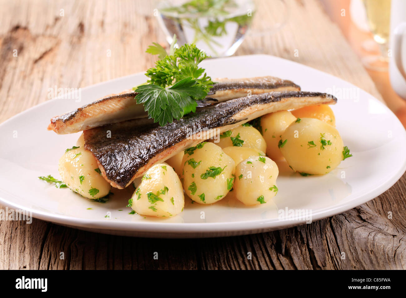 Pan fried trout potatoes hi-res stock photography and images - Alamy