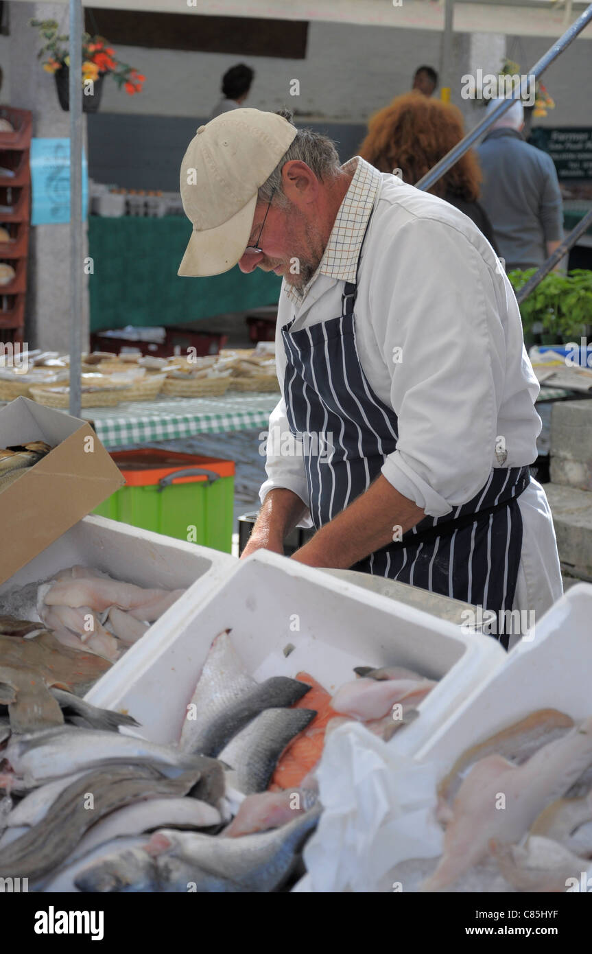 Fish Market Uk High Resolution Stock Photography and Images - Alamy