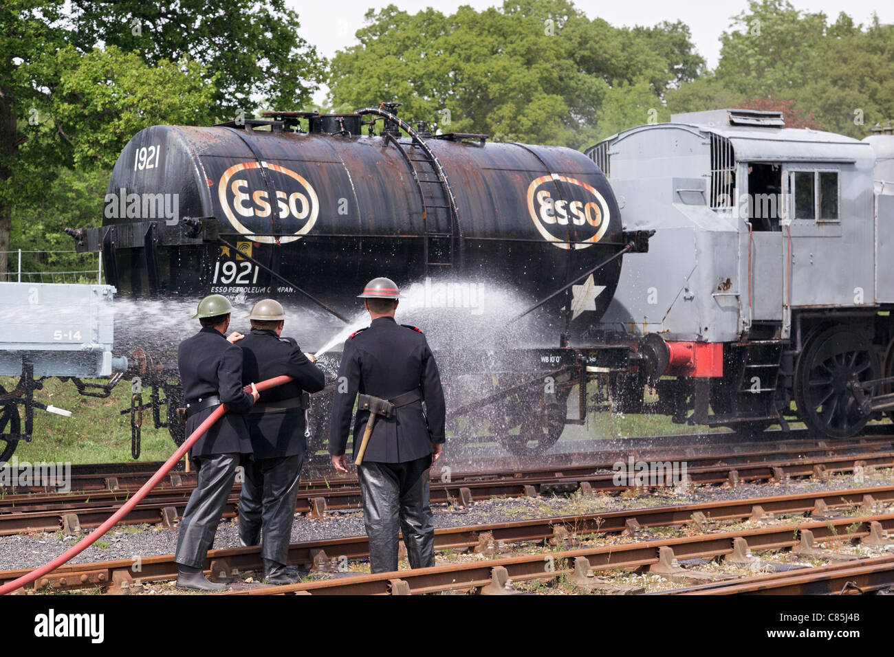 Fire engine 2nd world war hi-res stock photography and images - Alamy