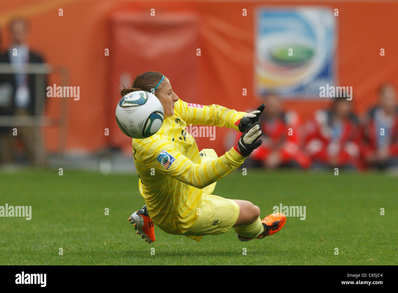 Goalkeeper missing soccer ball hi-res stock photography and images - Alamy