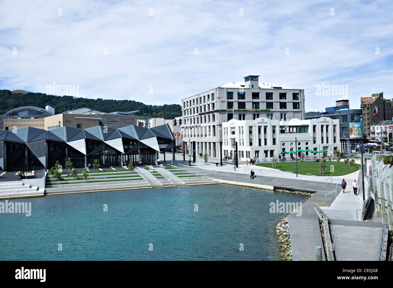 The Boatshed and Te Raukura Wharewaka Function Centre at the Waterfront ...