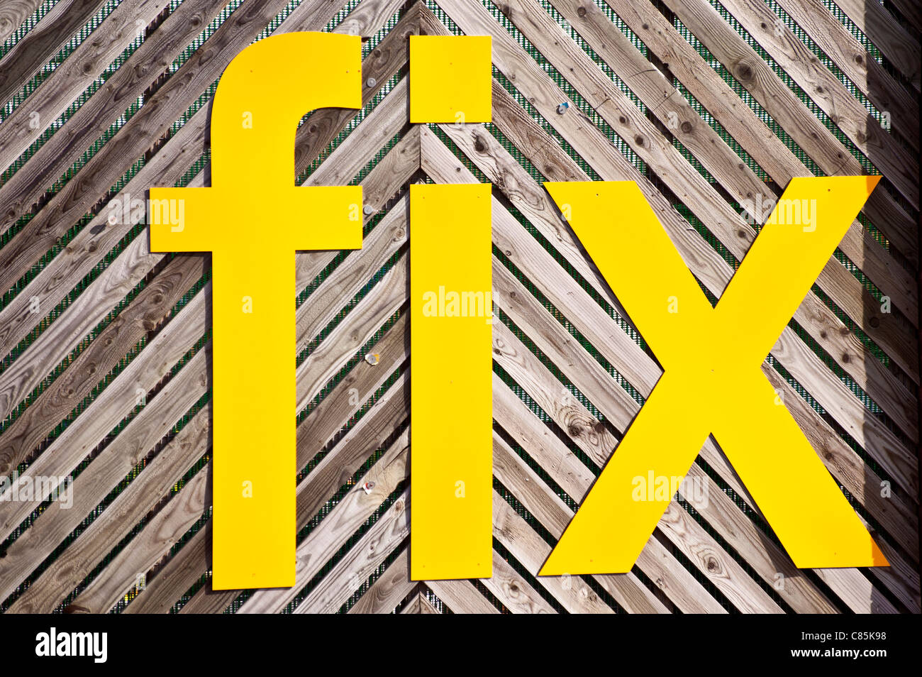 How to fix it hi-res stock photography and images - Alamy