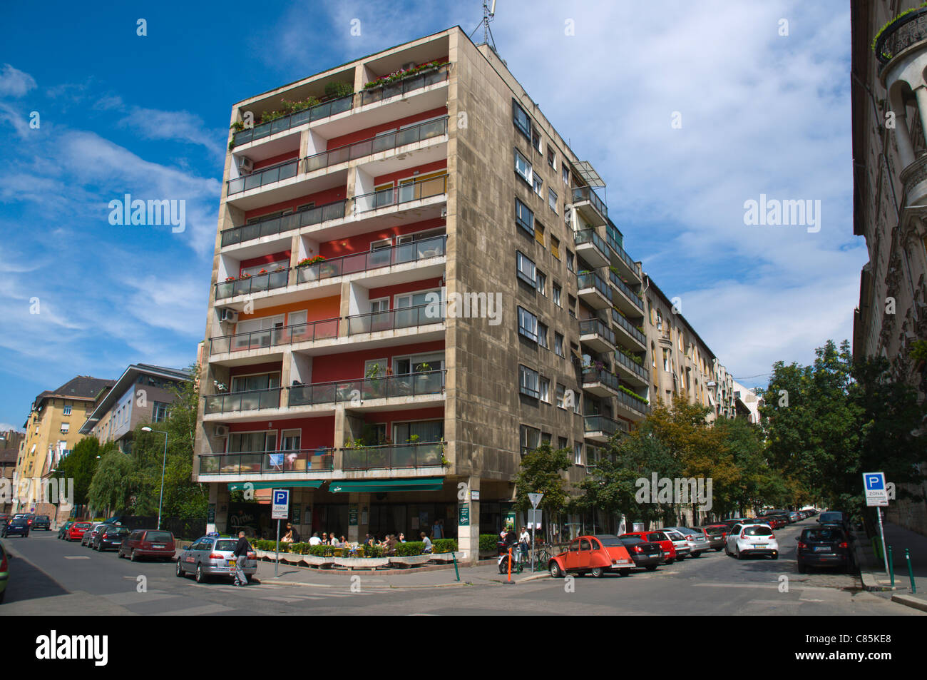 Buda buildings hi-res stock photography and images - Alamy