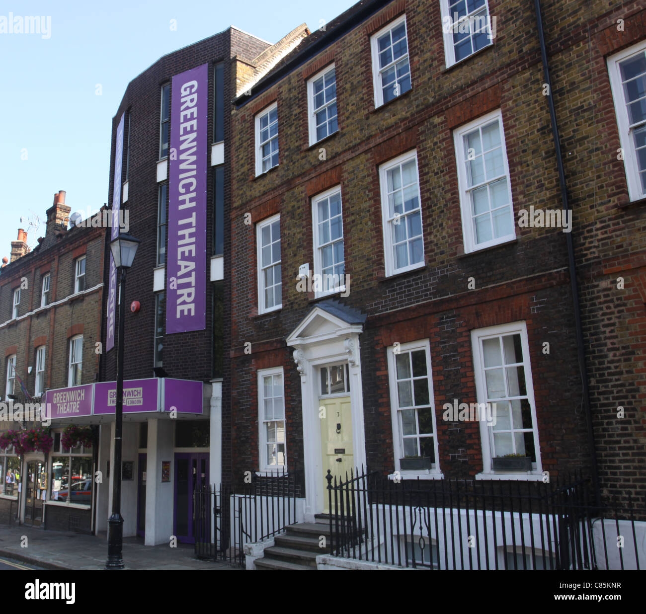 Greenwich theatre london hi-res stock photography and images - Alamy