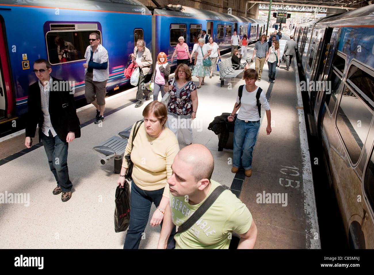 Unhappy commuters hi-res stock photography and images - Alamy