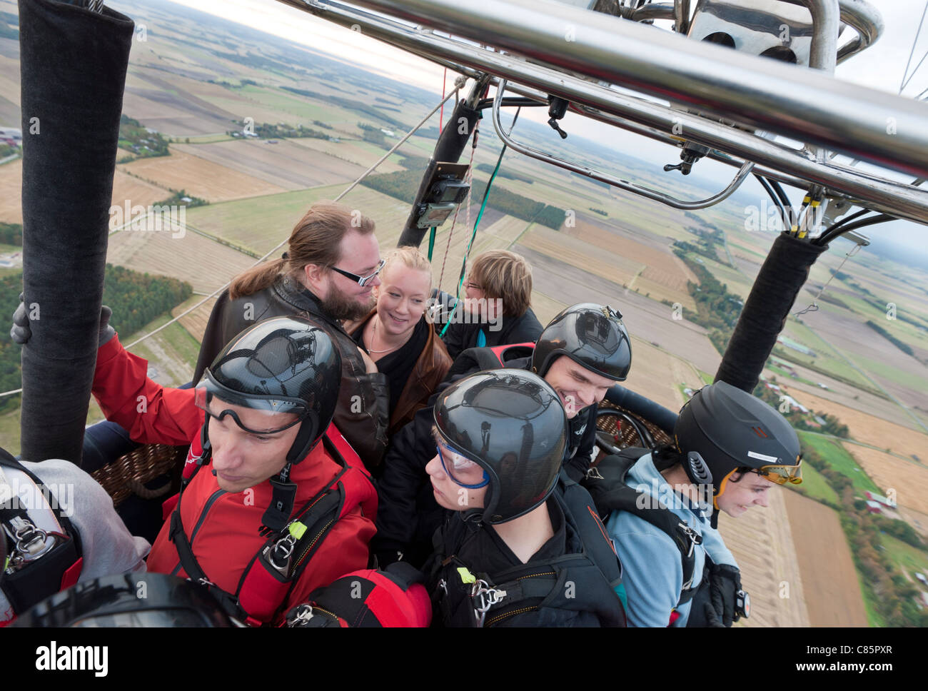 Hot air balloon rope hi-res stock photography and images - Alamy