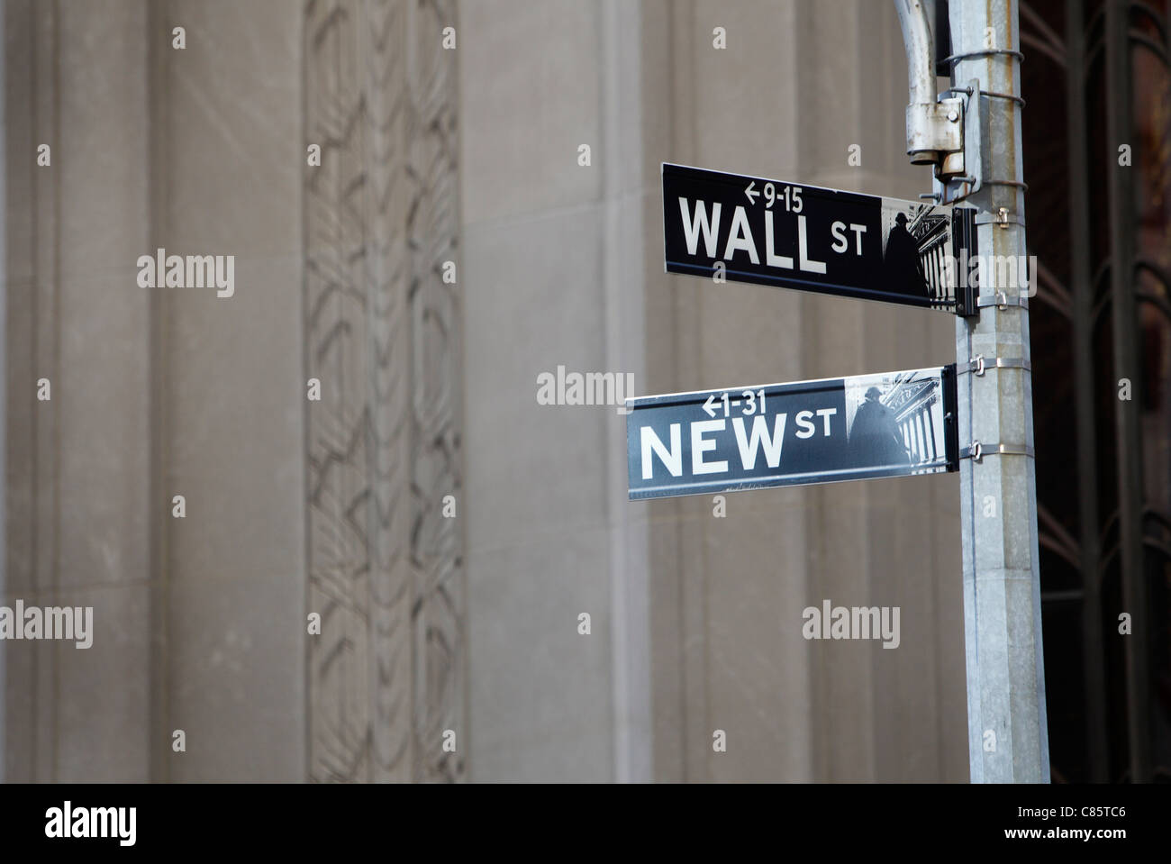 New York Street Signs Directions High Resolution Stock Photography and ...