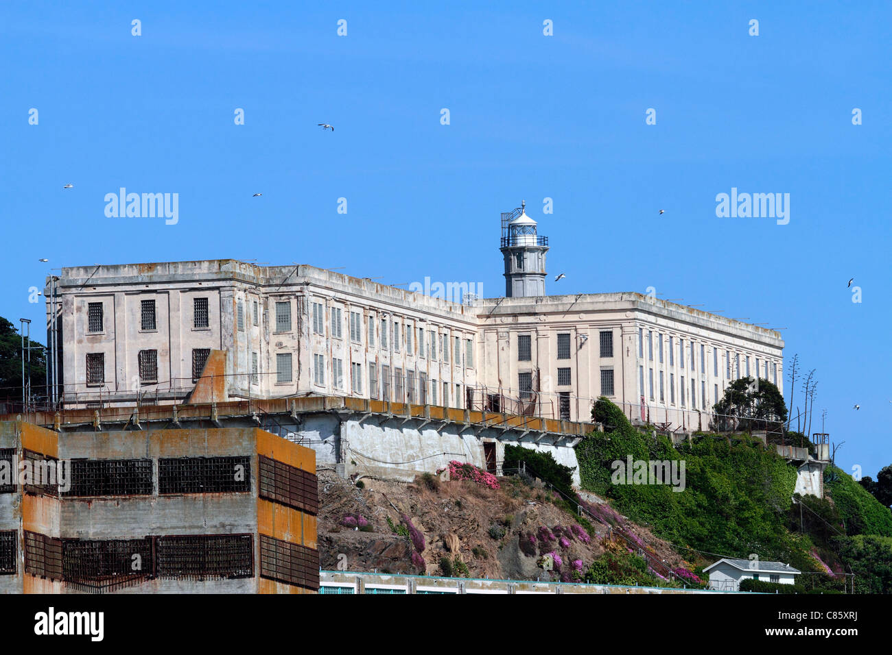 The former prison island of Alcatraz - the main prison block Stock ...