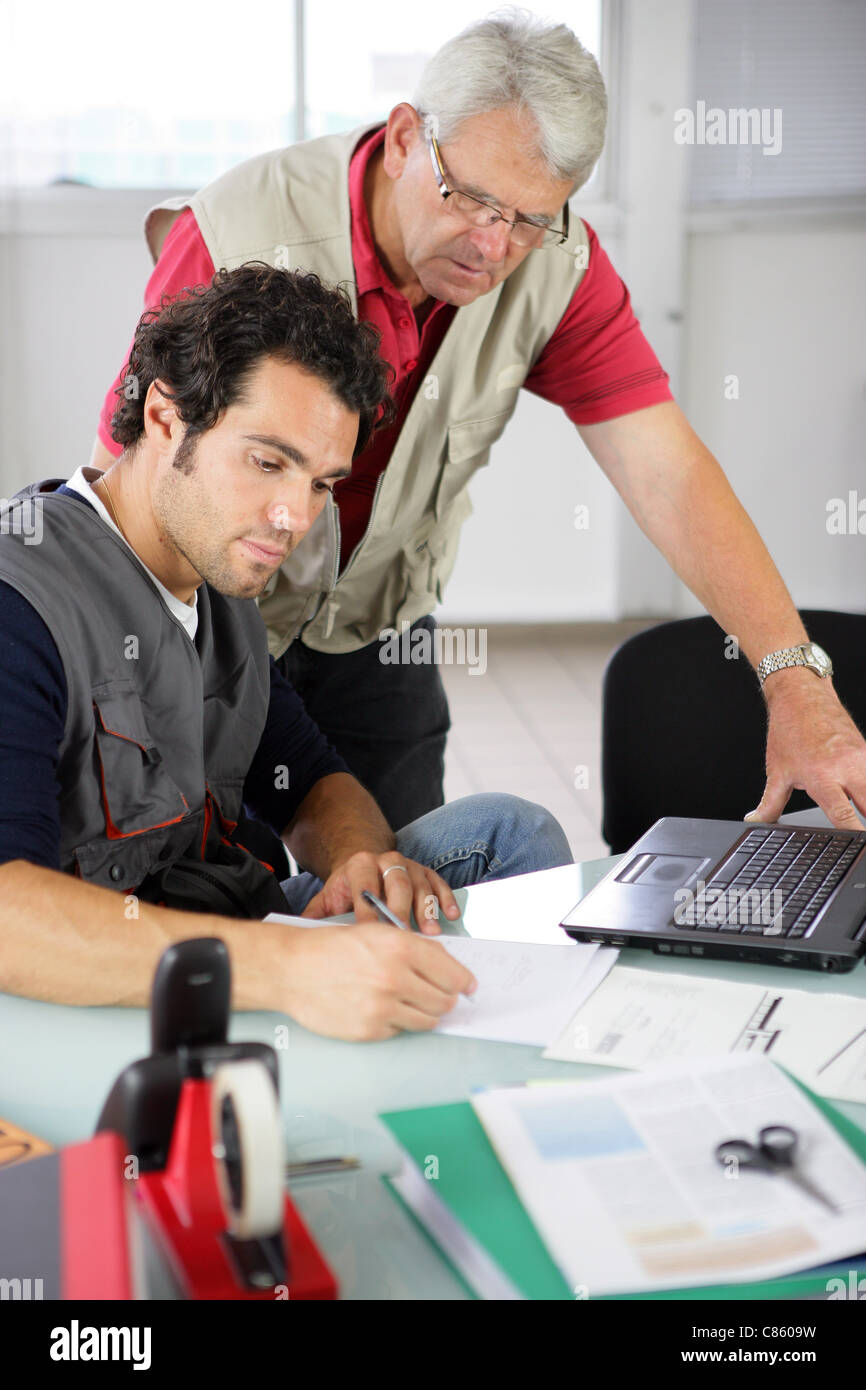 Sorting out money for purchase hi-res stock photography and images - Alamy