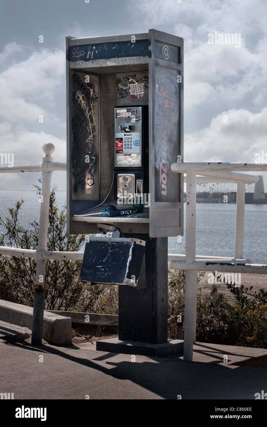 Phone booth book hi-res stock photography and images - Alamy