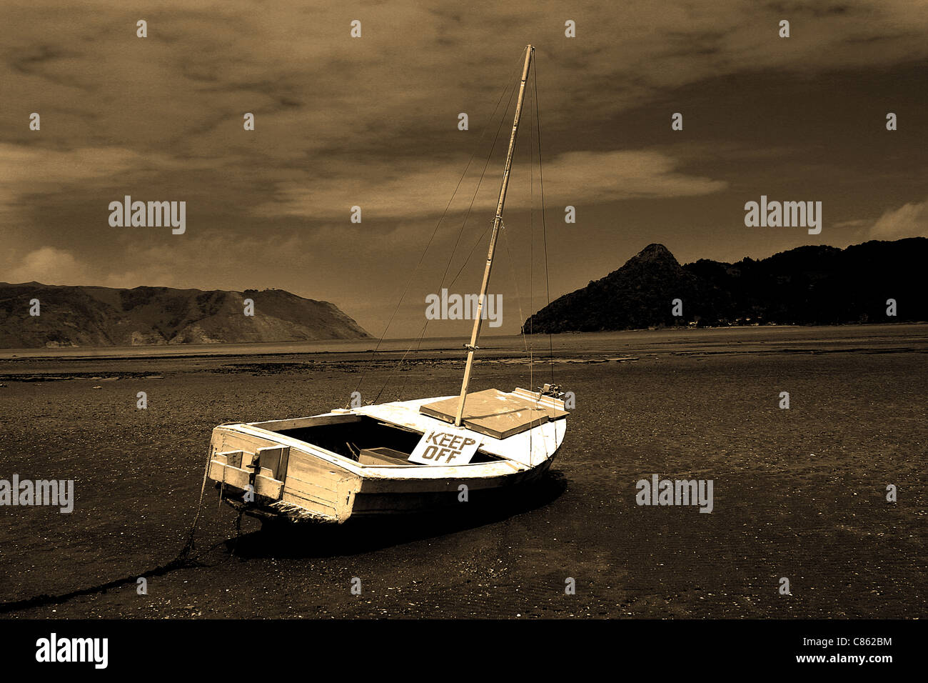 Keep boat hi-res stock photography and images - Alamy