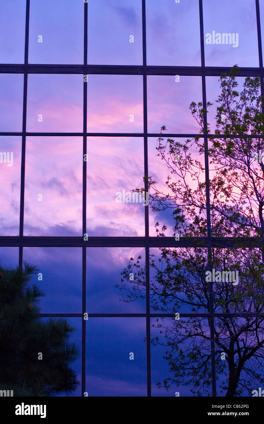 Windows sunset hi-res stock photography and images - Alamy