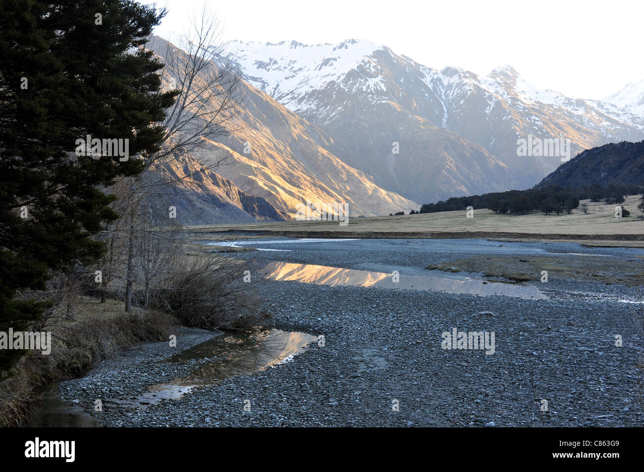 Up the matukituki hi-res stock photography and images - Alamy