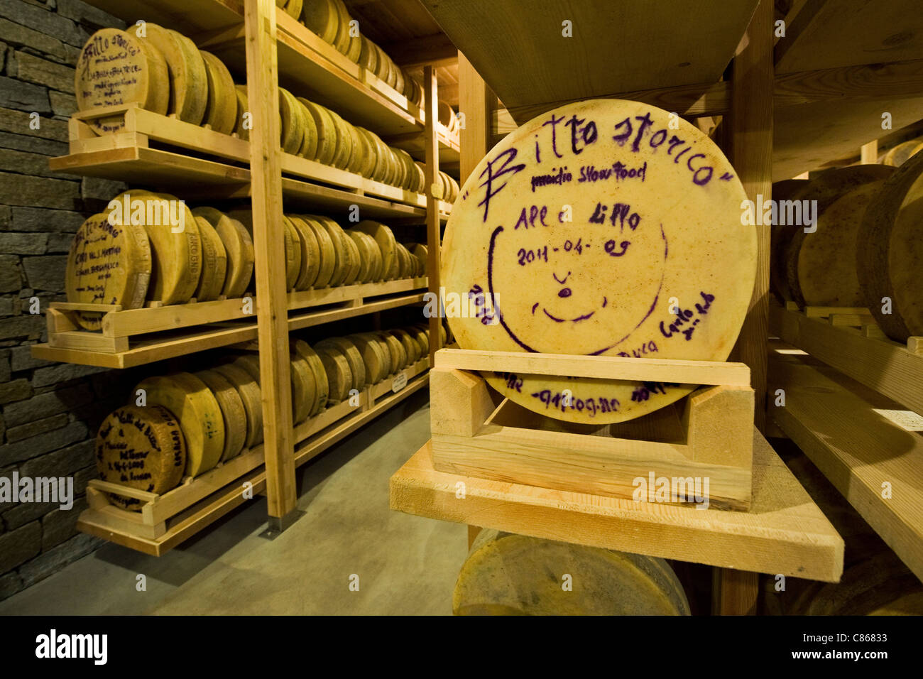 Bitto storico cheese hi-res stock photography and images - Alamy